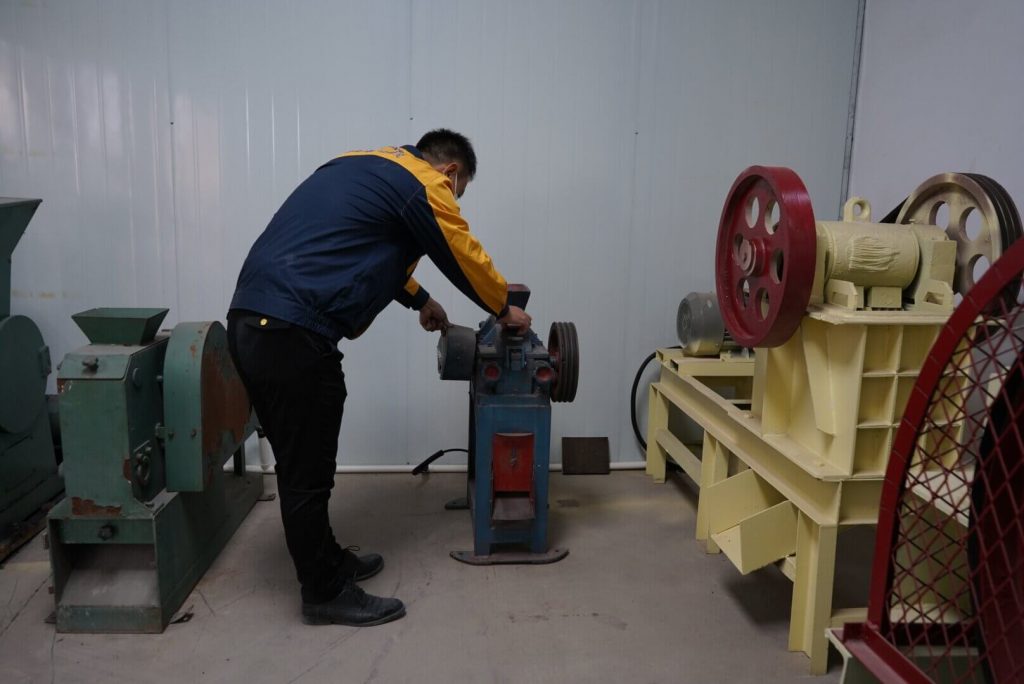 3 Types Of Laboratory Crushers For Sample Ore Preparation - JXSC Mining