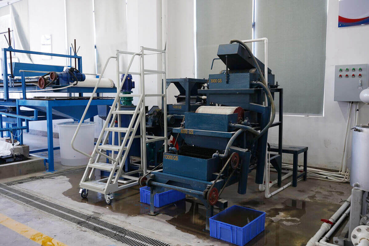 Laboratory Experimental Equipment for Chromite Separation - JXSC Mining